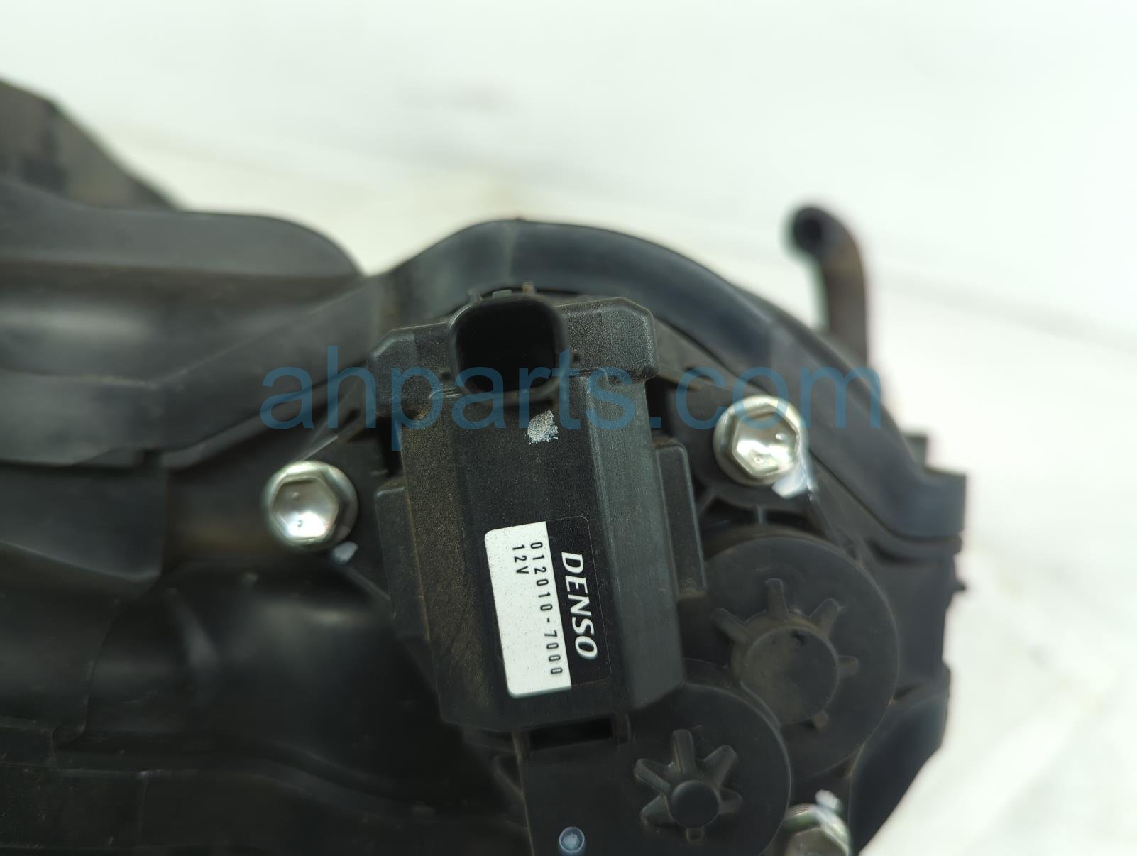 Sold 2018 Toyota Tacoma Upper Intake Manifold 17111-0P060,
