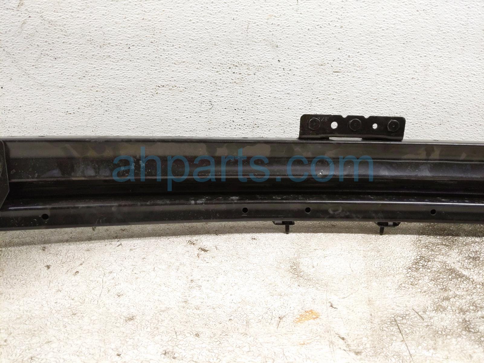 Sold 2025 Hyundai Kona Beam Front Bumper Reinforcement Bar 64900-BE000,