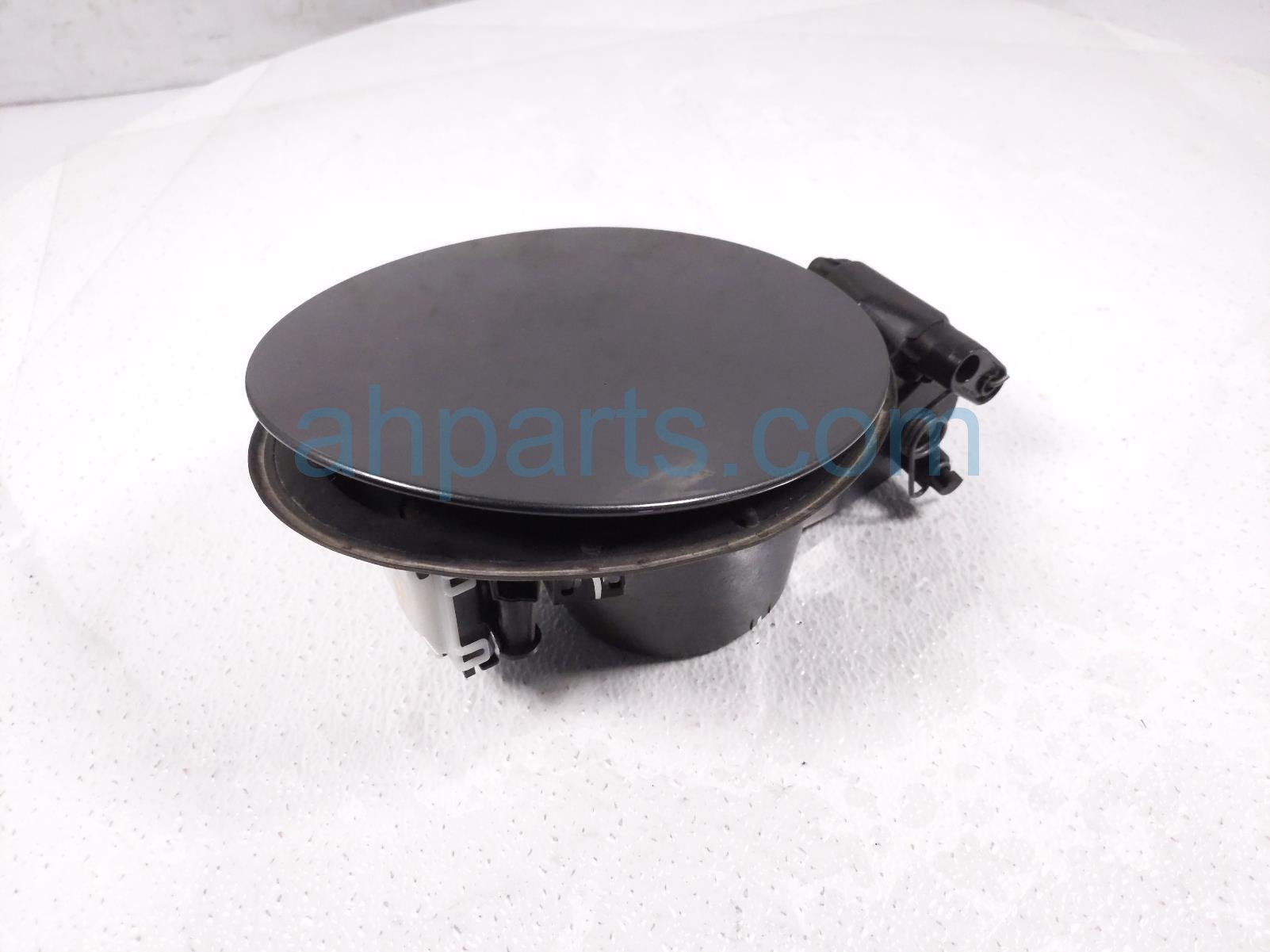 Sold 2022 Mazda Cx-30 Gas Fuel Door / Lid - Grey* DFY5-42-411