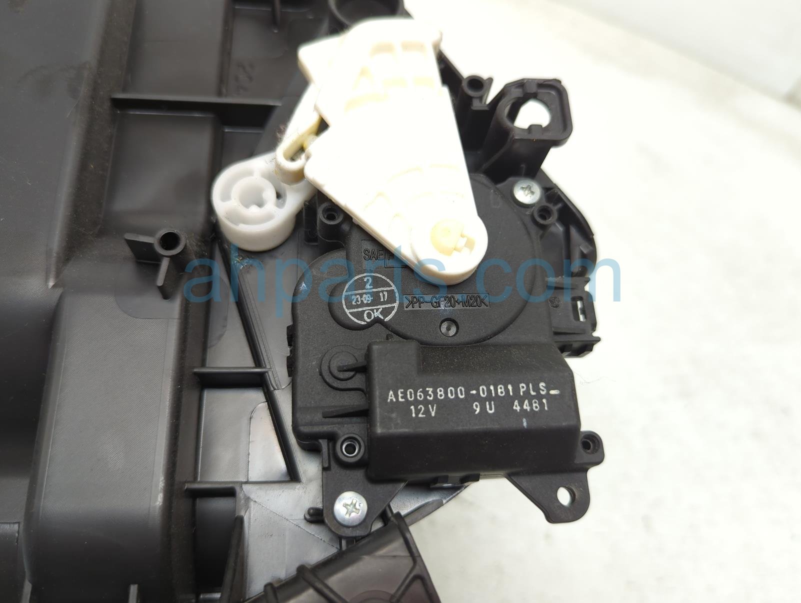 2018 Toyota Rav 4 Air A/c Blower Motor W/housing 87130-0R030,