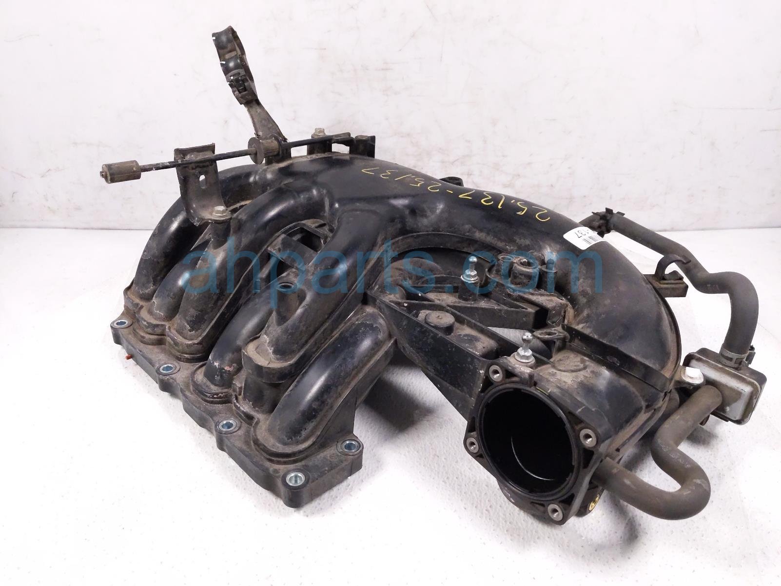 Sold 2019 Toyota Tacoma Upper Intake Manifold * 17190-0P101,