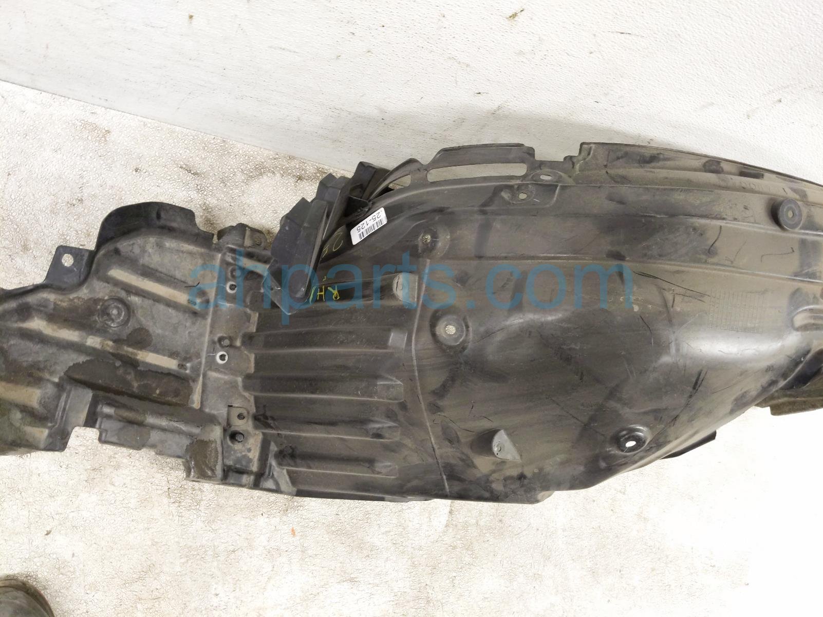 Sold 2024 Subaru Outback Legacy Front Passenger Inner Fender Liner ...