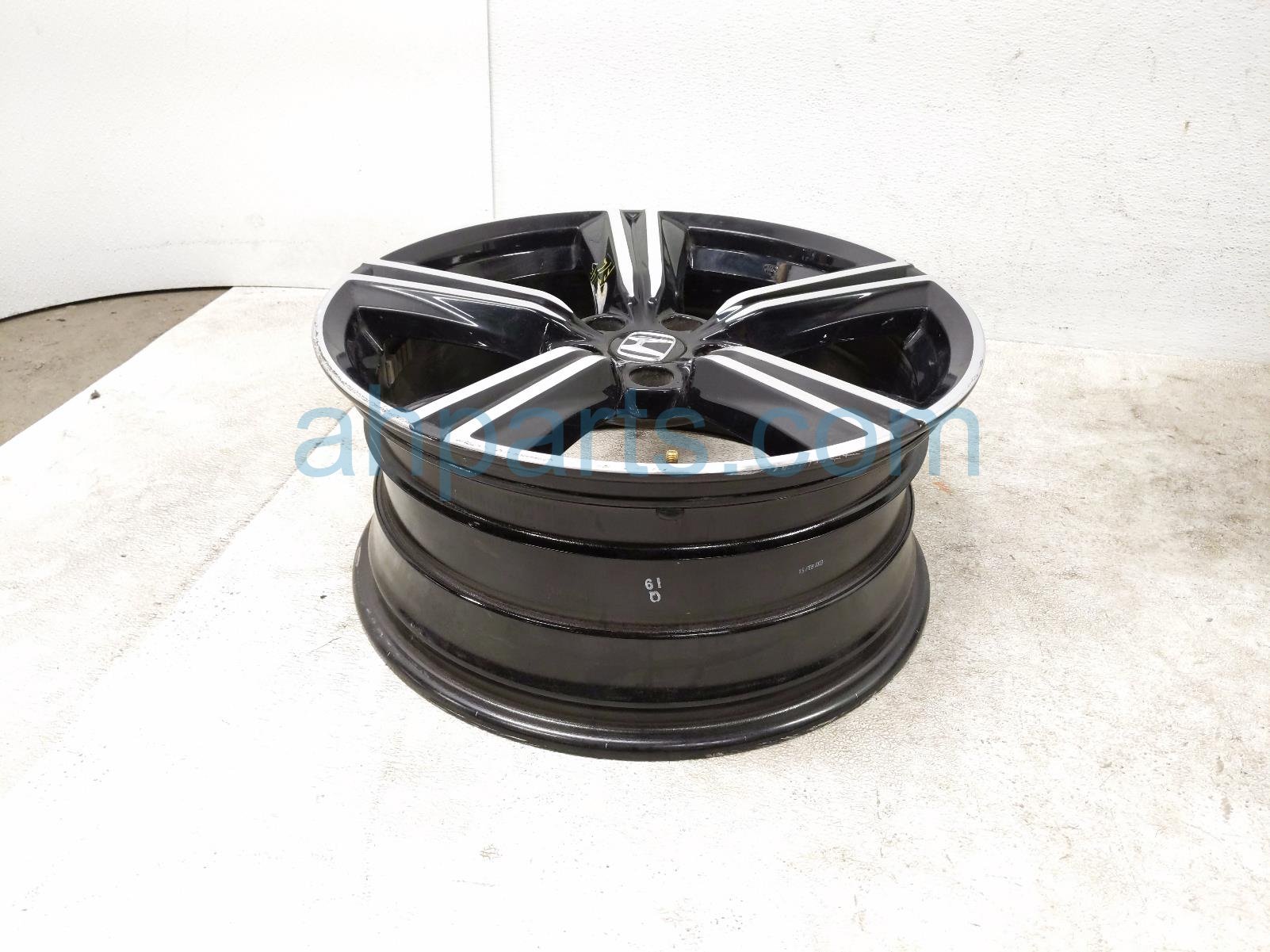 Sold 2023 Honda Accord Front Driver Wheel / Rim - Some Curb * 42800-30B-AE0,
