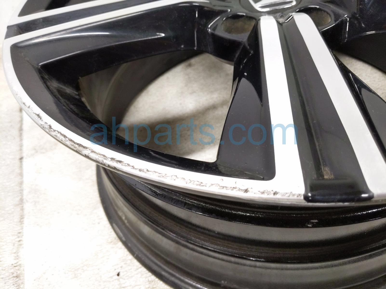 Sold 2023 Honda Accord Front Driver Wheel / Rim - Some Curb * 42800-30B ...