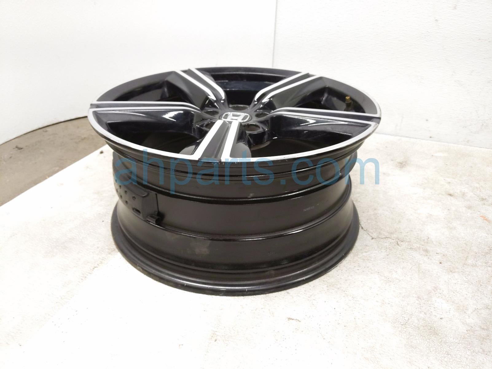 Sold 2023 Honda Accord Rear Driver Wheel / Rim - Light Curb * 42800-30B-AE0,