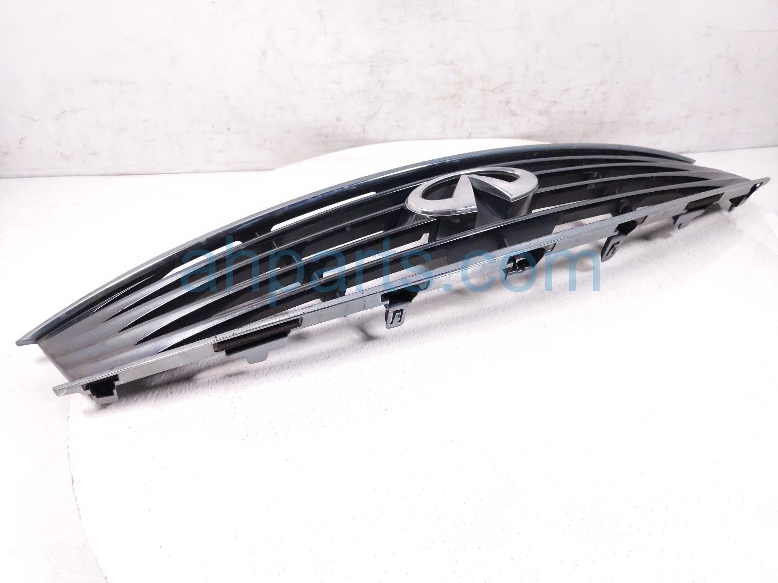 Sold 2008 Infiniti G37 Upper Grille - Chrome * 62070-JL00A,