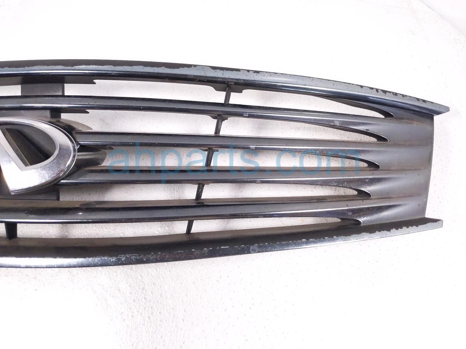 Sold 2008 Infiniti G37 Upper Grille - Chrome * 62070-JL00A,