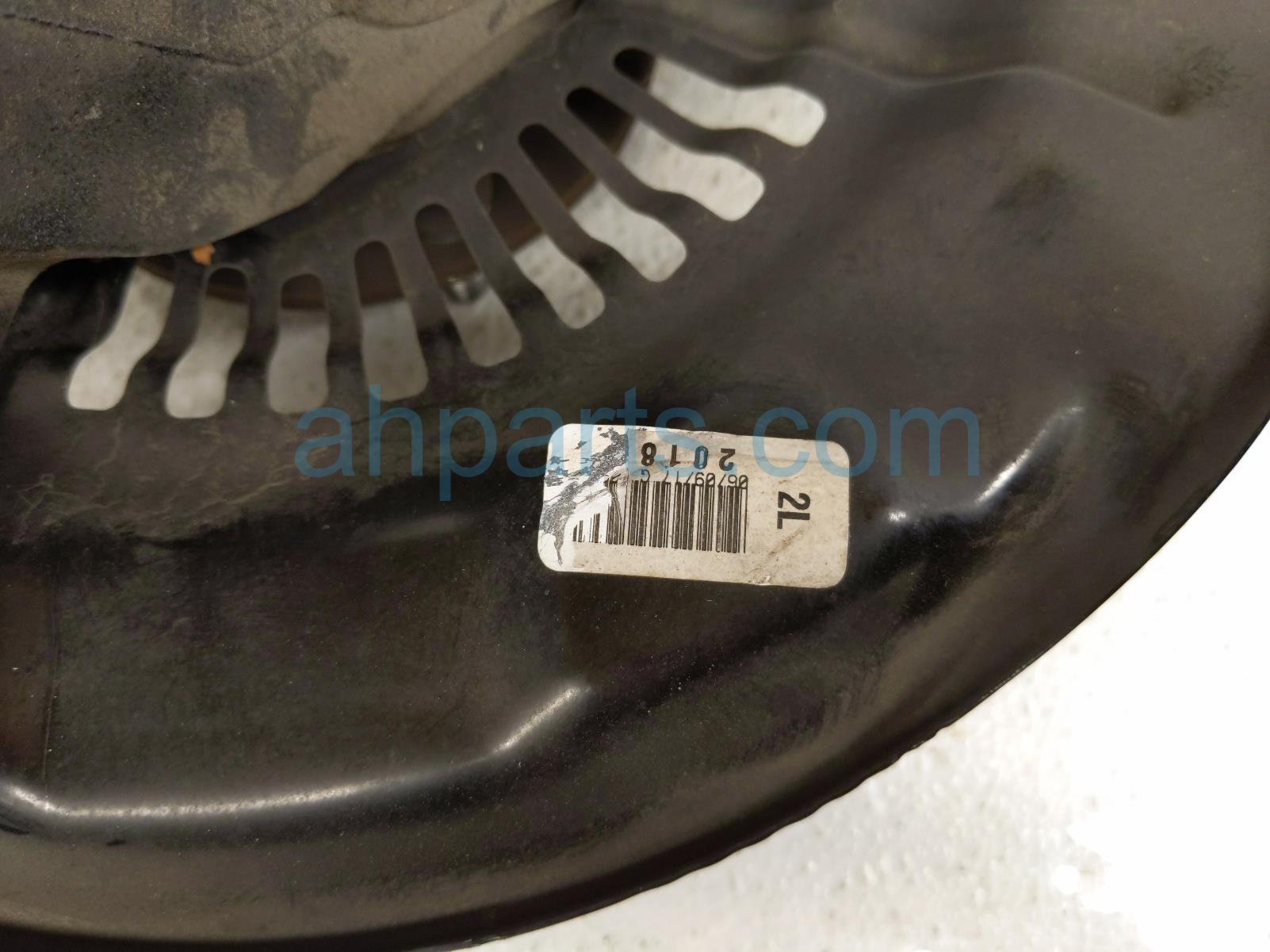 2017 Toyota Highlander Front Driver Spindle Knuckle Hub * 43212-0E010,