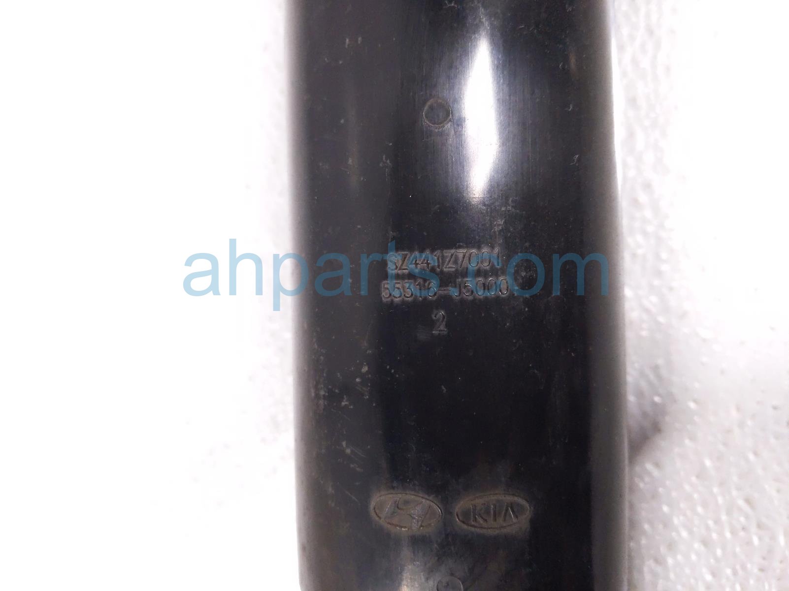 Sold 2022 Kia Stinger Strut / Spring / Rear Driver Shock Absorber 55307 ...