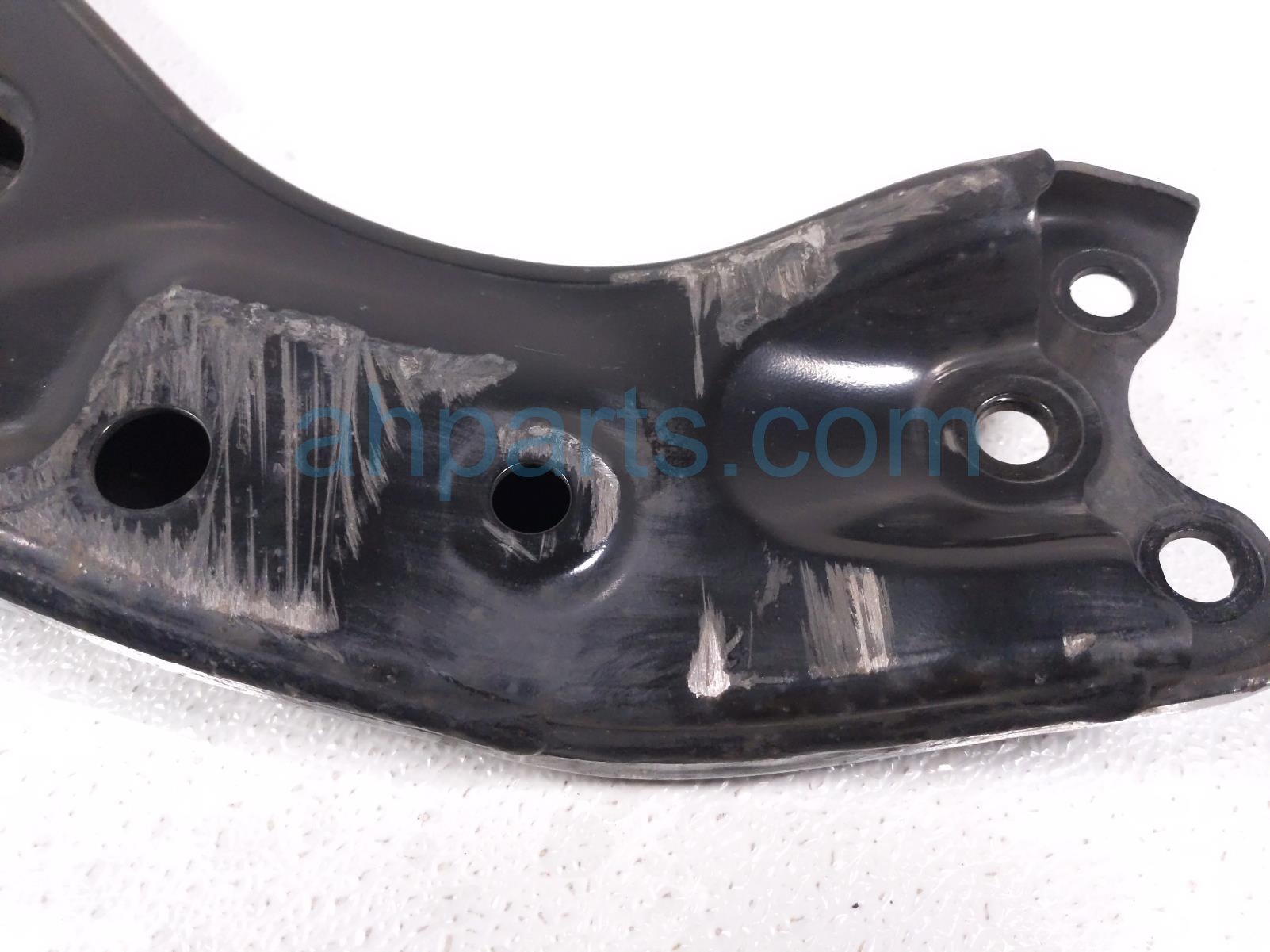 Sold 2022 Toyota Corollacs Front Passenger Lower Control Arm 48068-0A030,