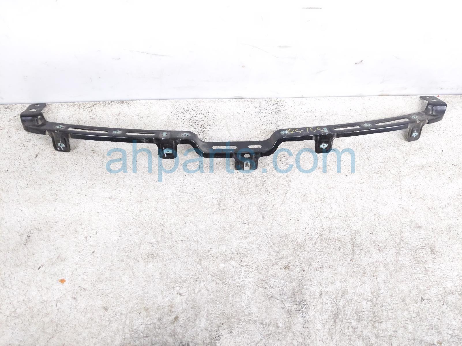 2023 GMC Acadia Front Bumper Center Support Bracket 84255085