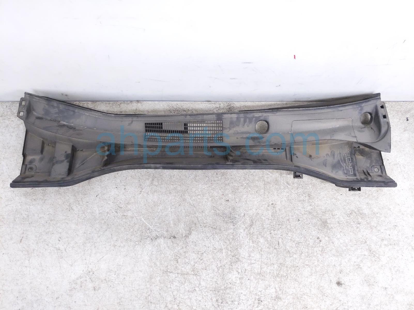 Sold 2022 Toyota Corollacs Cover Windshield Cowl Panel 55708-0A070