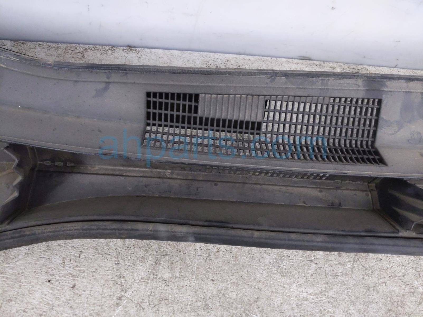 Sold 2022 Toyota Corollacs Cover Windshield Cowl Panel 55708-0A070