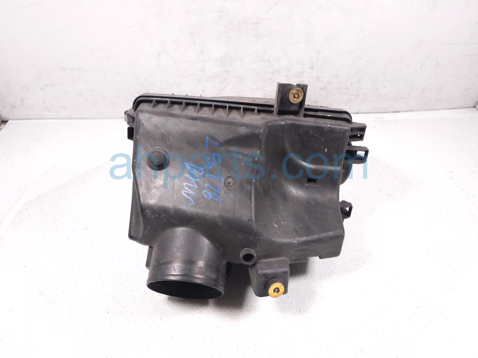 2014 Honda Accord Air Cleaner Intake Box 17201-5G0-A00,