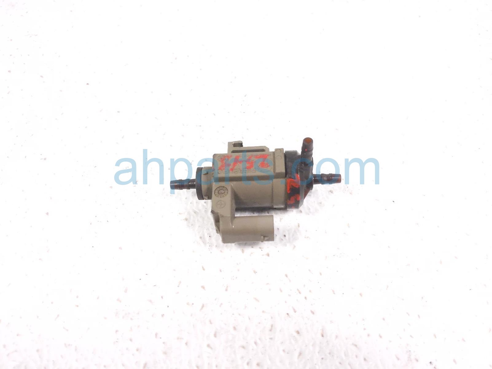 2018 Volkswagen Atlas Valve Solenoid - 3.6l 03H-906-283,