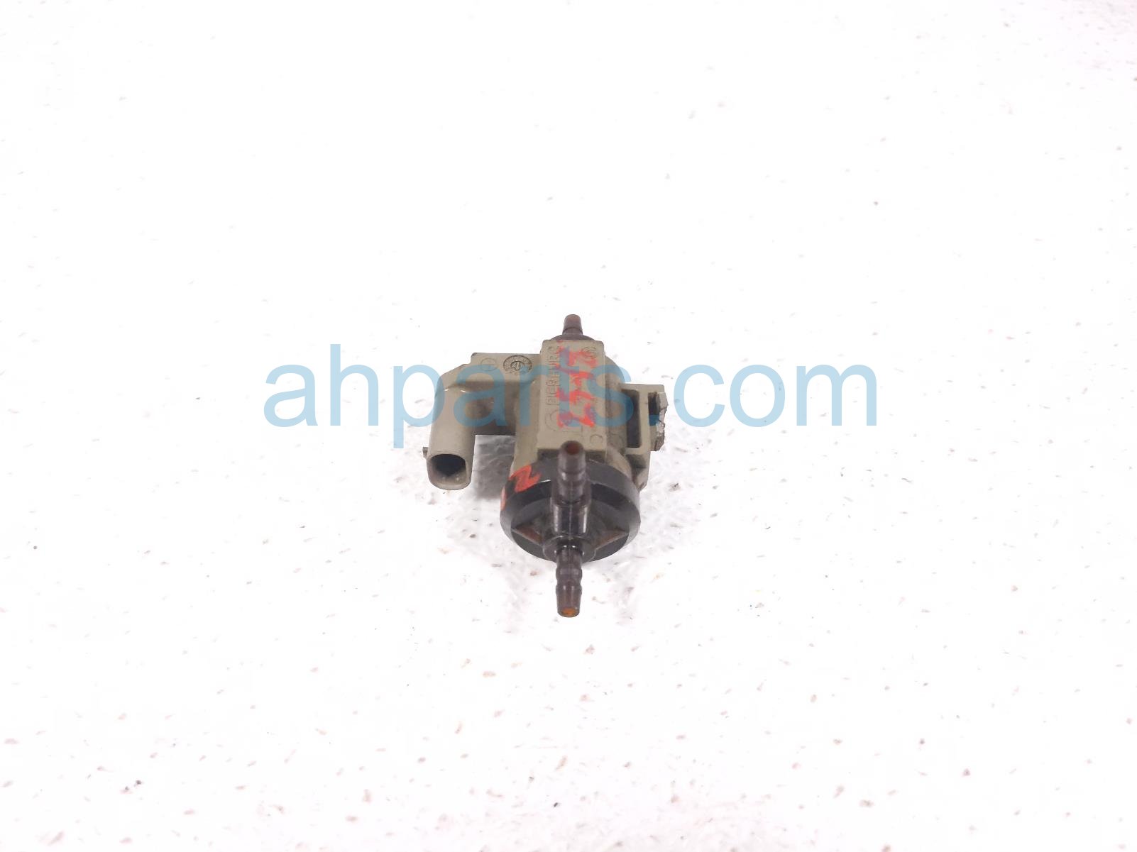 2018 Volkswagen Atlas Valve Solenoid - 3.6l 03H-906-283,