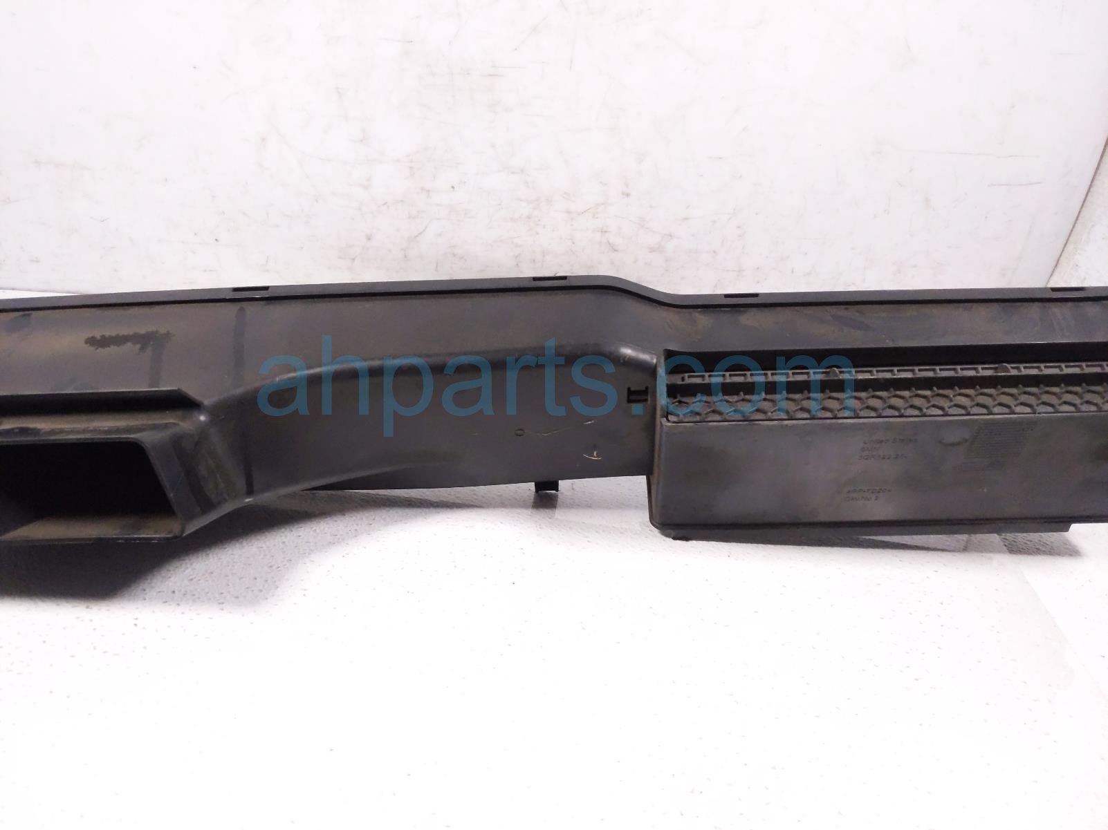 2018 Volkswagen Atlas Air Cleaner Intake Duct - 3.6l 3QF-129-254-A,