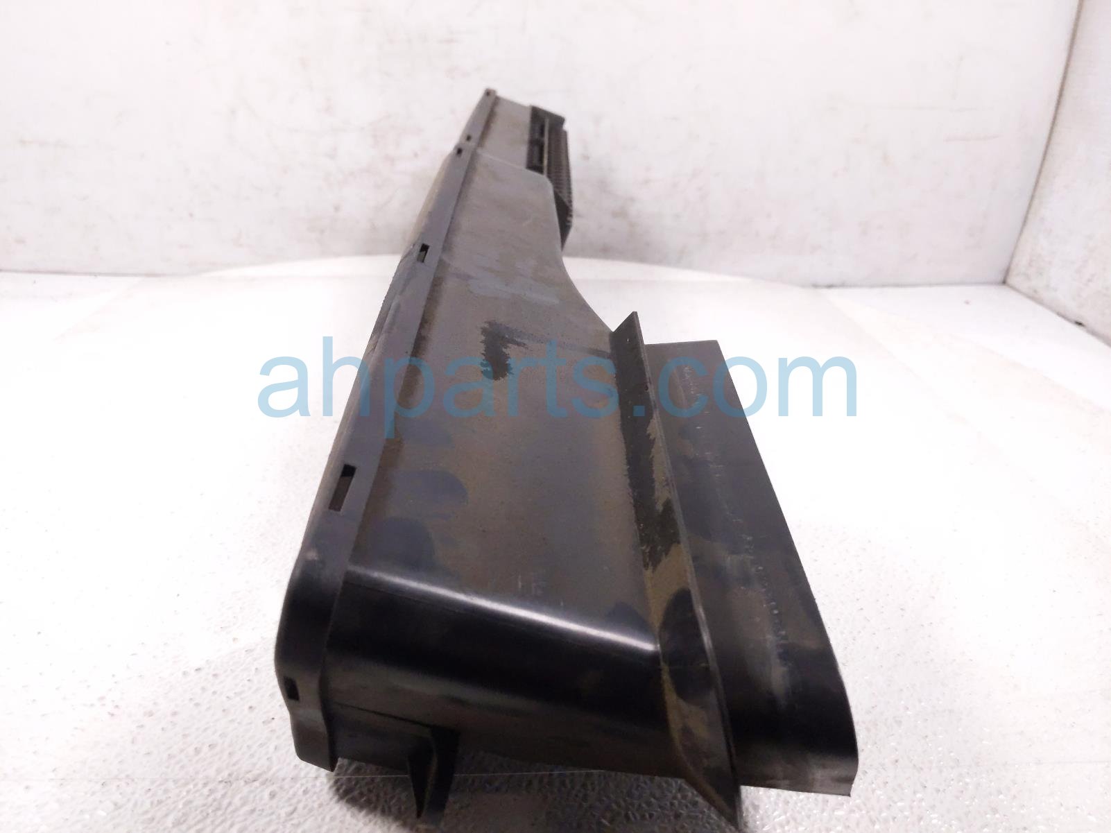 2018 Volkswagen Atlas Air Cleaner Intake Duct - 3.6l 3QF-129-254-A,