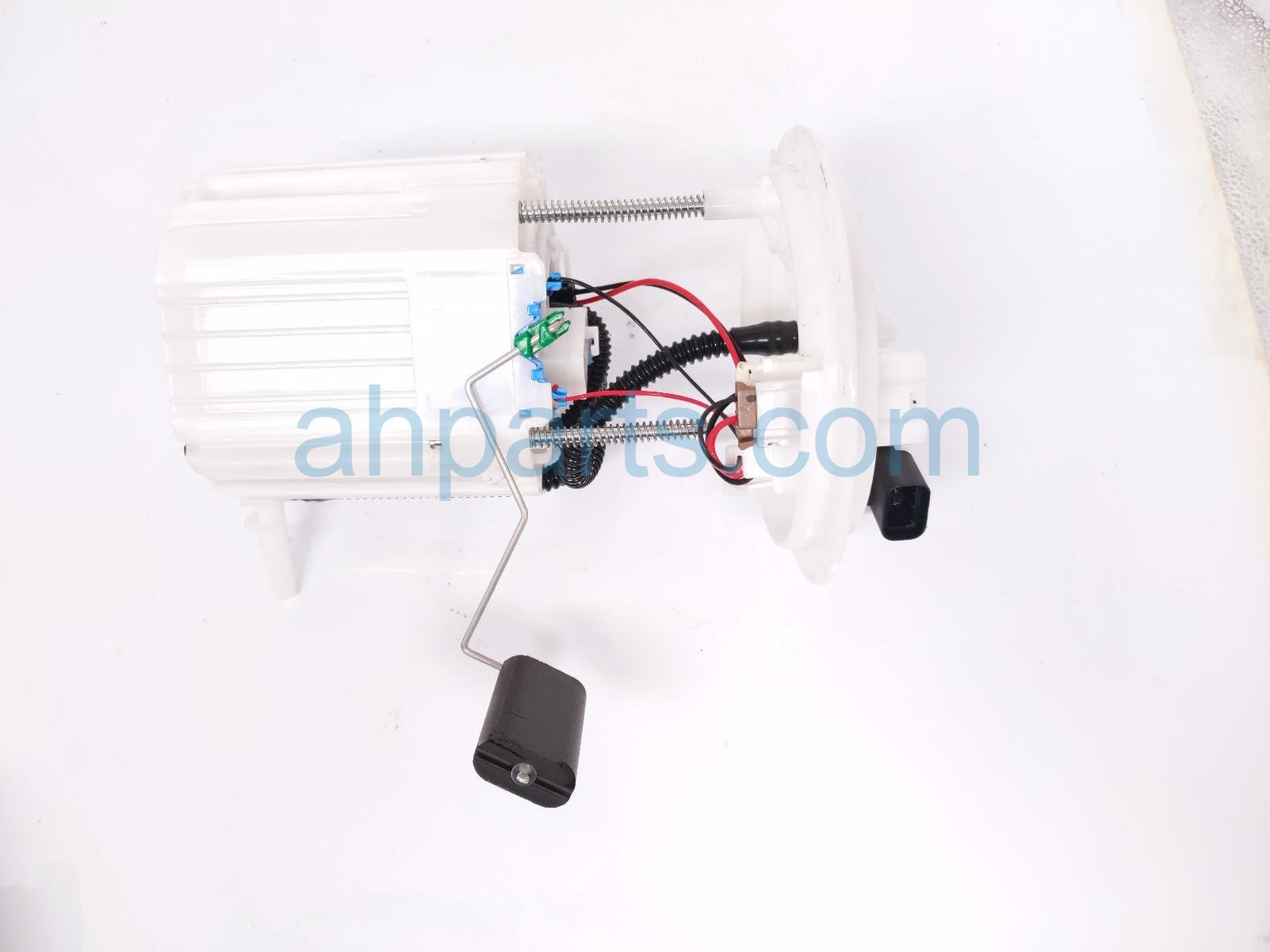 2025 Kia Carnival Gas / Fuel Pump - Tank Mtd 31120-R0500,