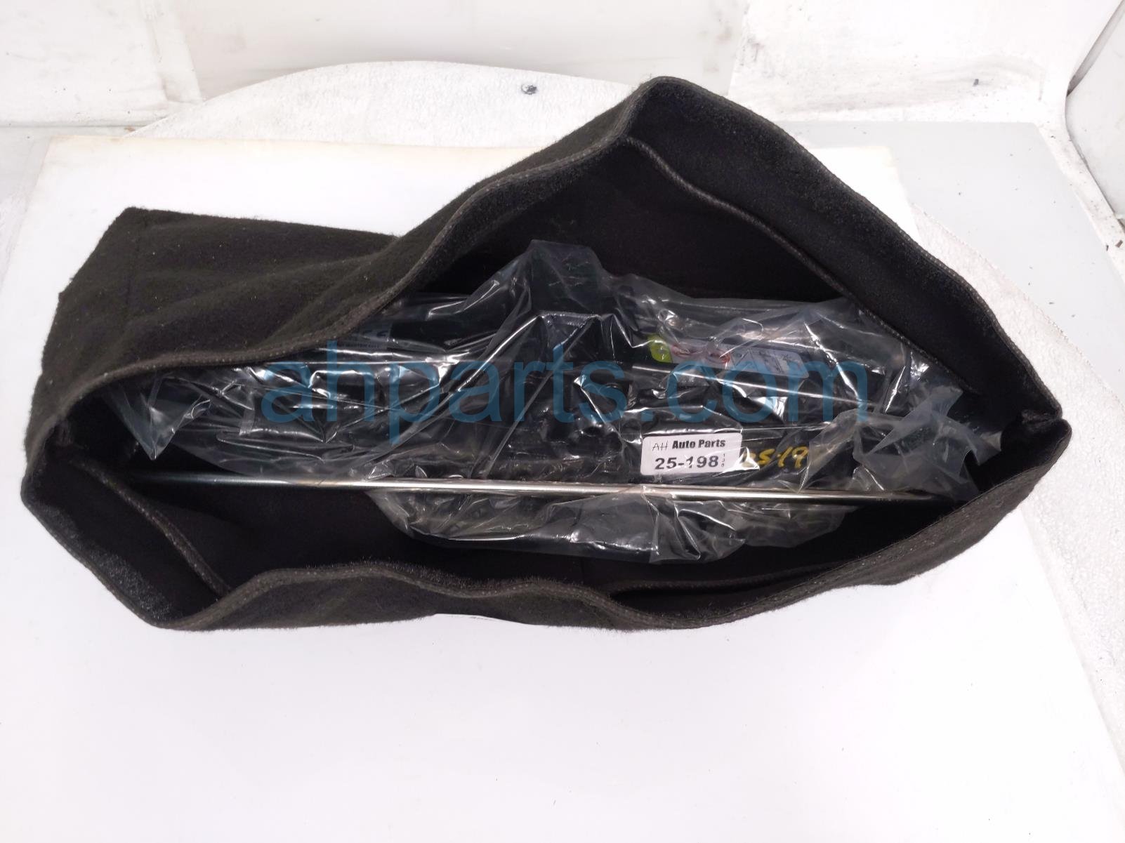 Sold 2022 Dodge Promaster City 4 Tools + Scissor Jack W/pouch 68266425AA,