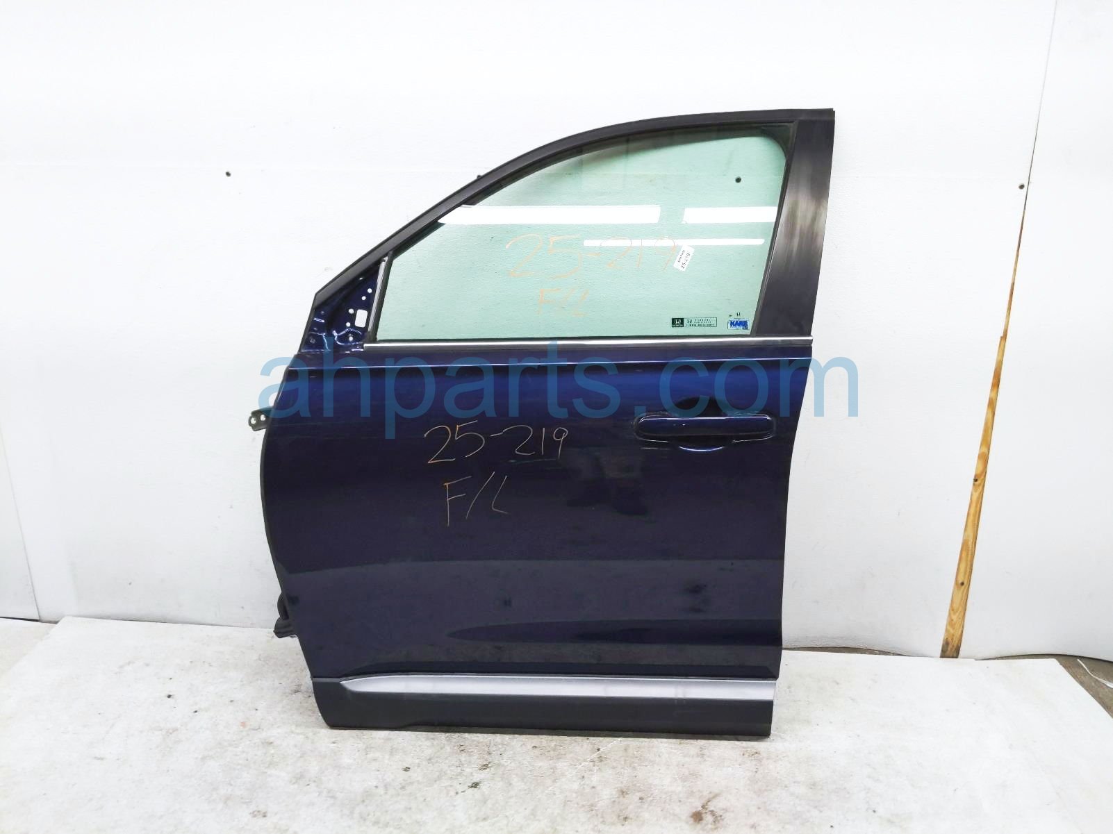Sold 2023 Honda Pilot Front Driver Door - Blue - No Mirror/trim 67050 ...