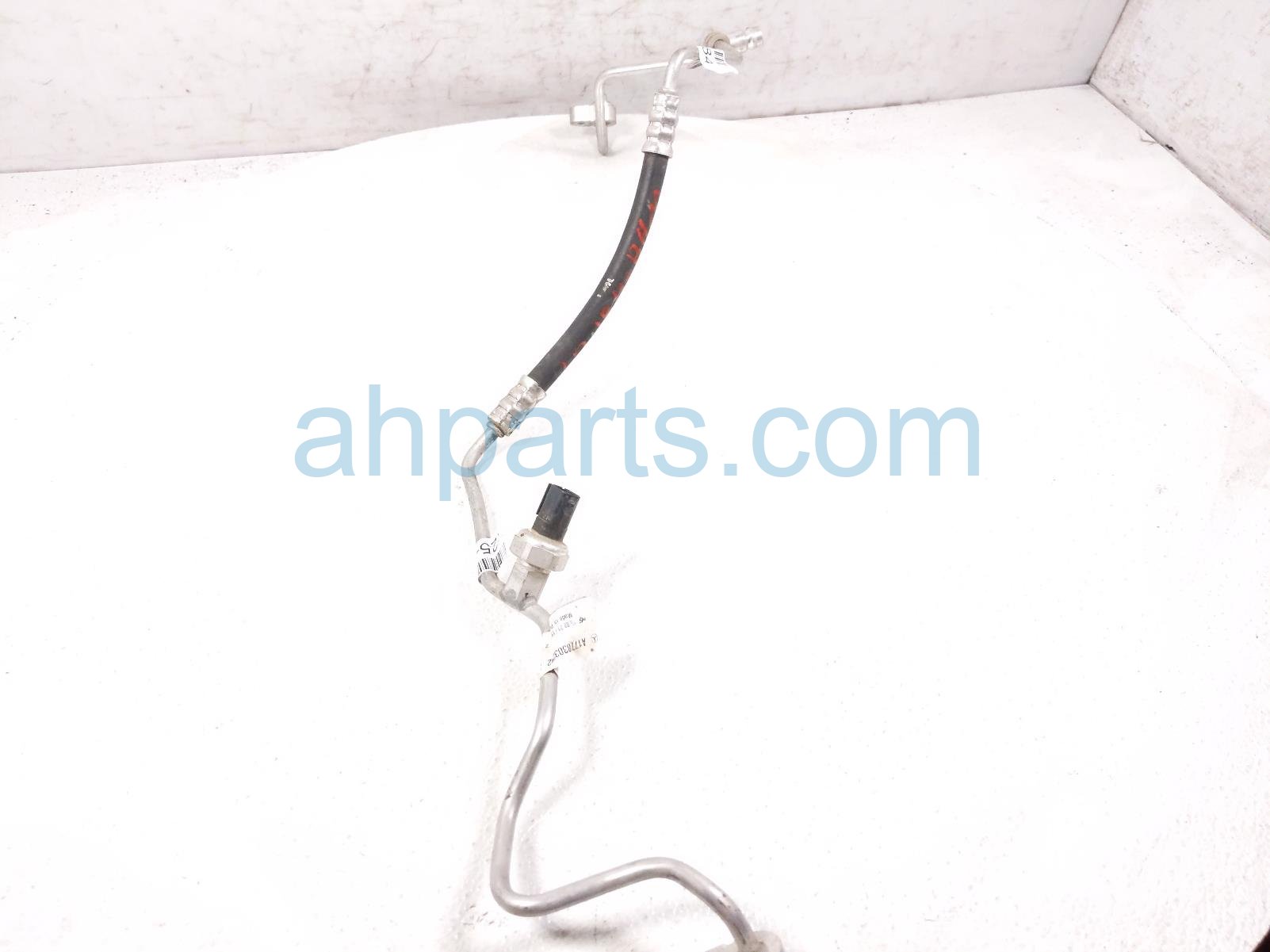 Sold 2021 Mercedes A220 Ac Pipe Line A/c Liquid Suction Hose W/sensor ...