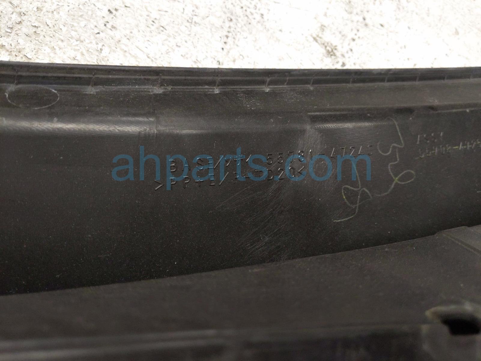 2016 Toyota Prius Cover Windshield Cowl Panel 55708-47250,