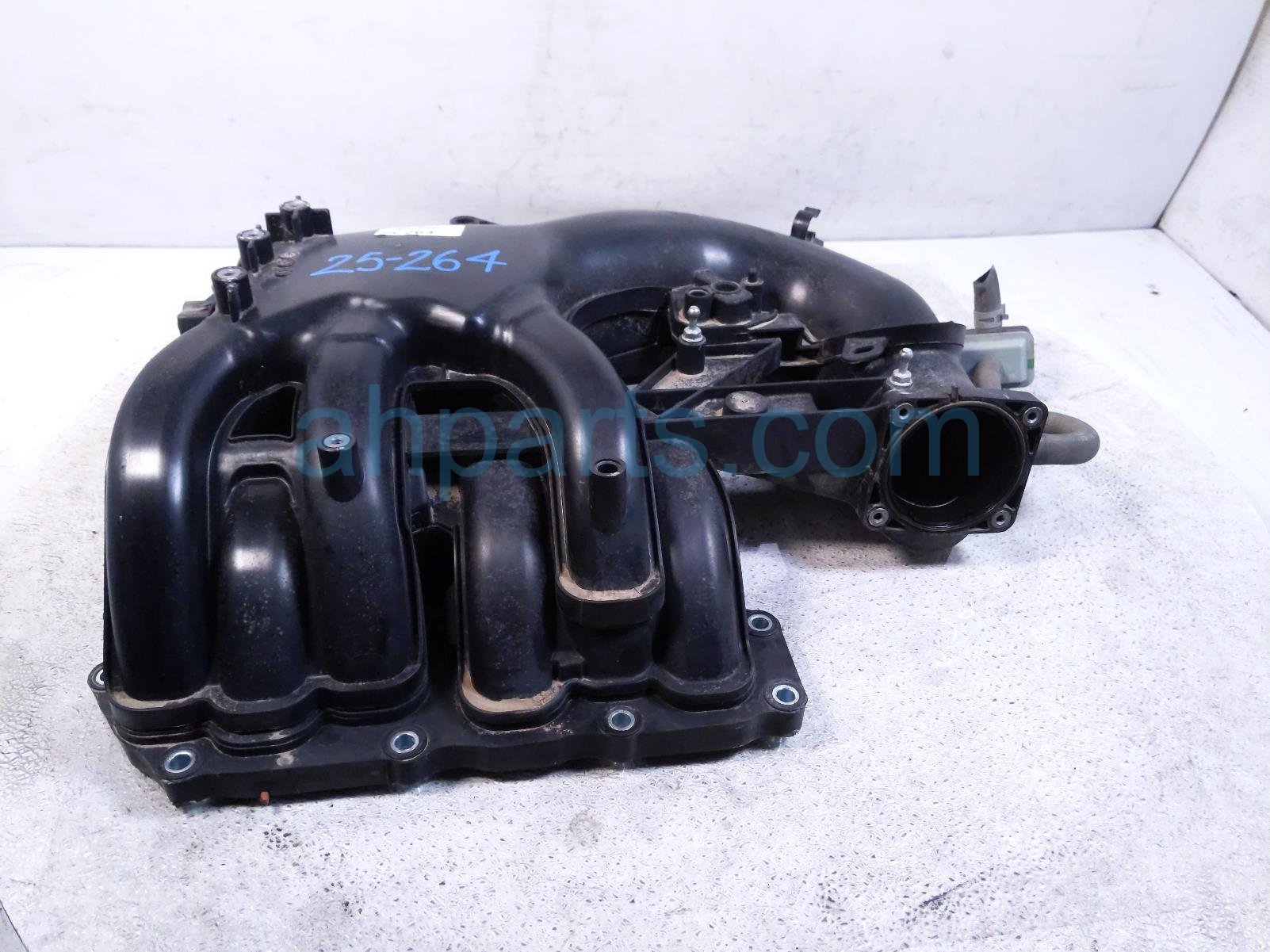 Sold 2019 Toyota Tacoma Upper Intake Manifold - 17190-0P101