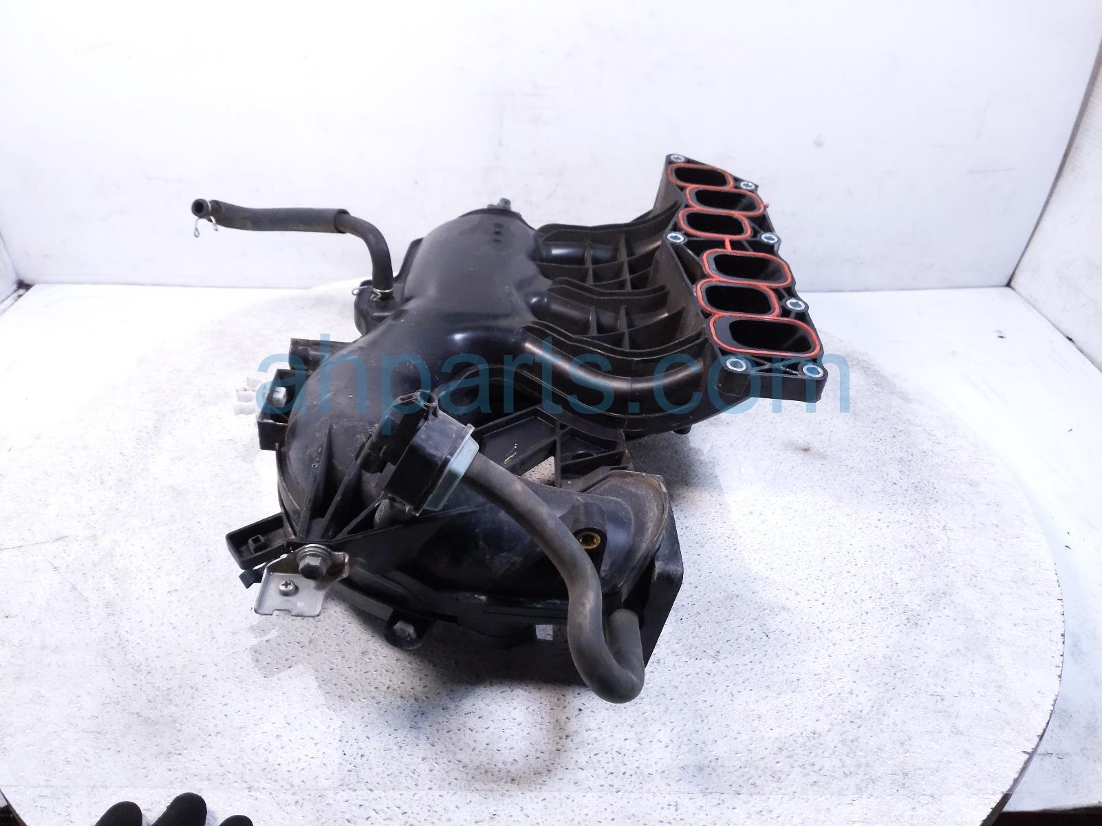 Sold 2019 Toyota Tacoma Upper Intake Manifold - 17190-0P101