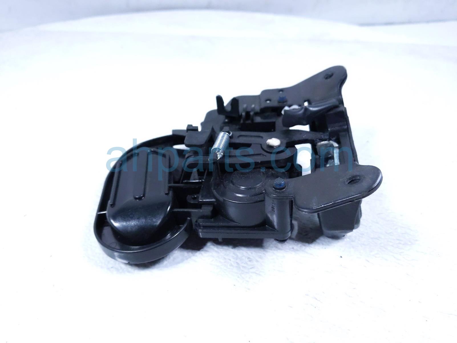 Sold 2020 Honda Ridgeline Trunk Latch Release Assy 74850-SJC-A02,