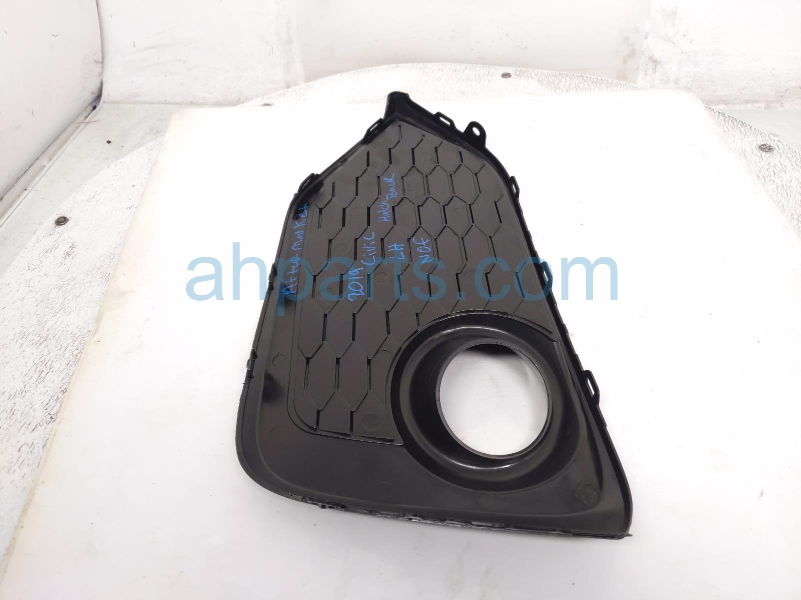 2020 Honda Civic Driver Fog Lamp Trim Bezel - Aftermarket 71108-TGG-A30,