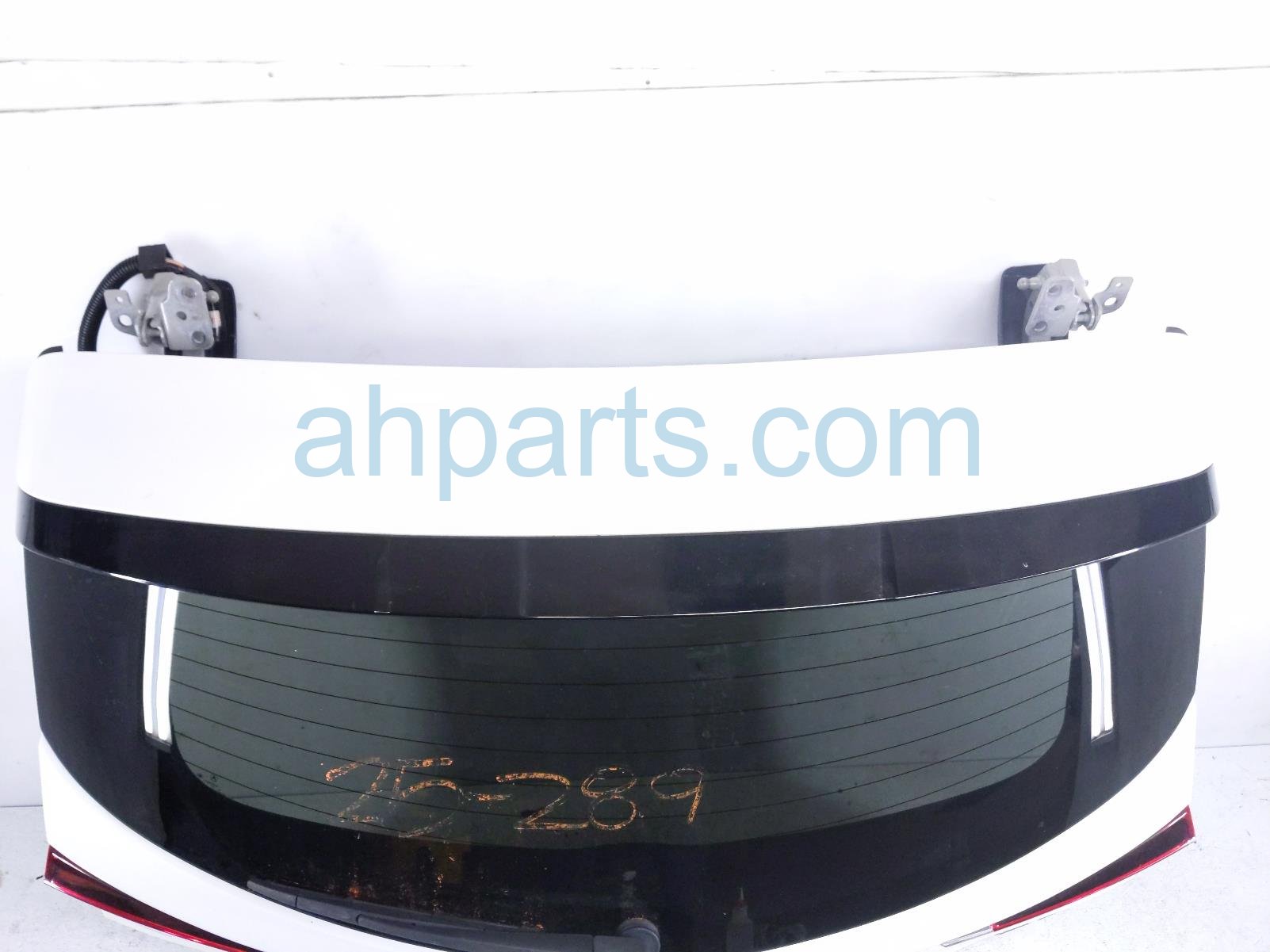 Sold 2019 Acura RDX Deck Trunk Lid Lift Gate / Tail Gate - White 74448 ...