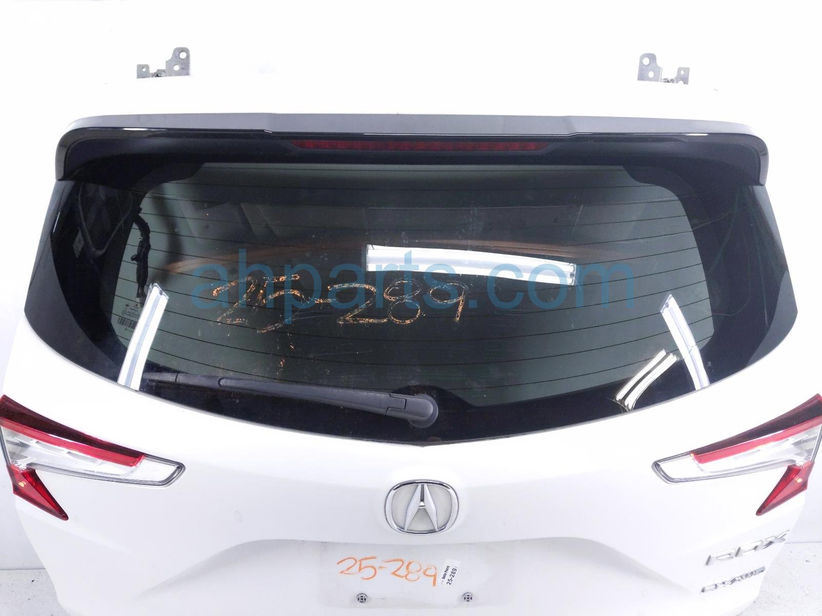 Sold 2019 Acura RDX Deck Trunk Lid Lift Gate / Tail Gate - White 74448 ...