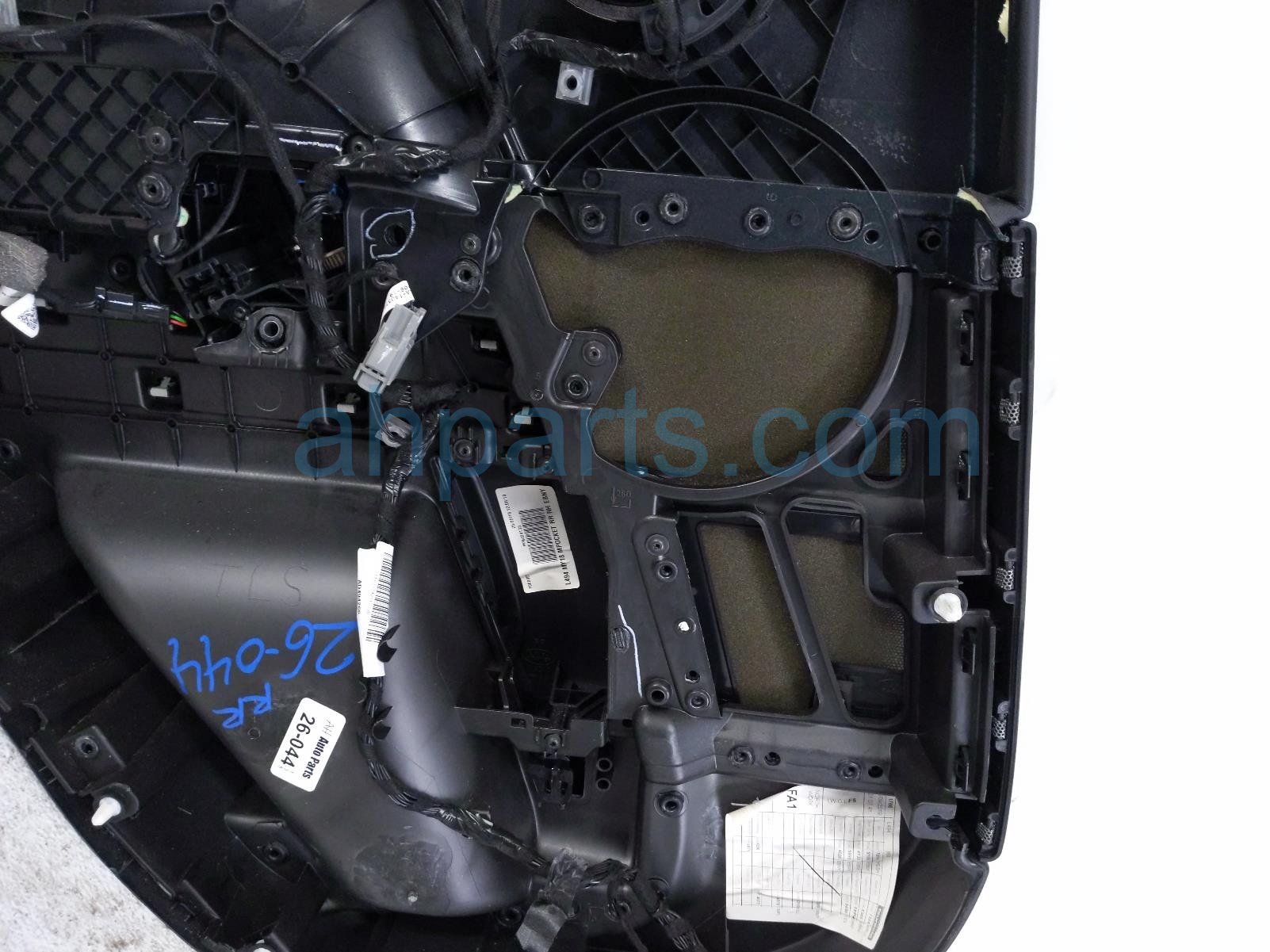 2020 Rover Spt Trim / Liner Rear Passenger Interior Door Panel - Black ...